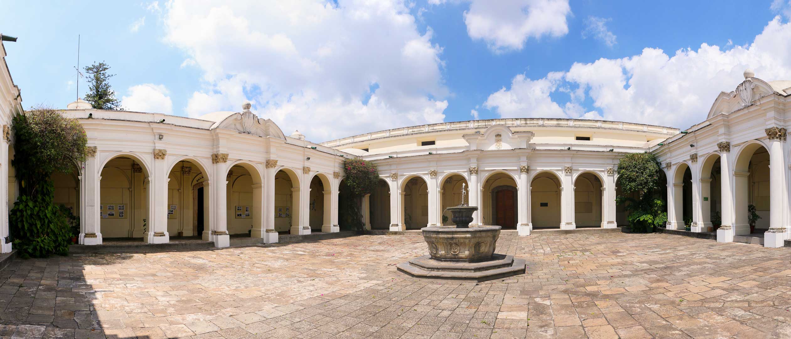 Home | MUSAC - Museo de la Universidad de San Carlos